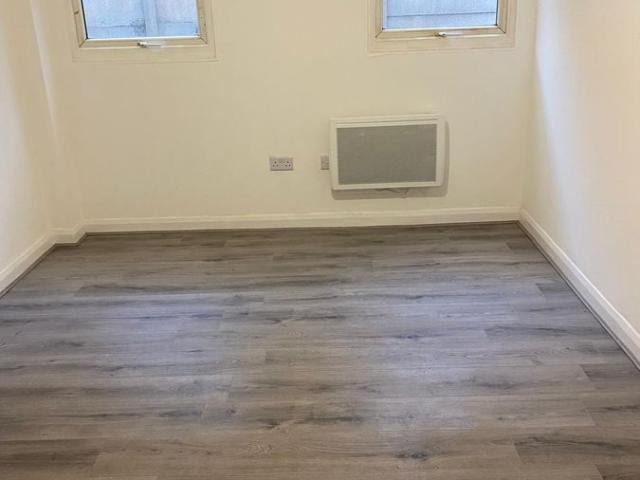 Cranfield Close, London SE27, Studio to rent, £1,050 pcm | PrimeLocation