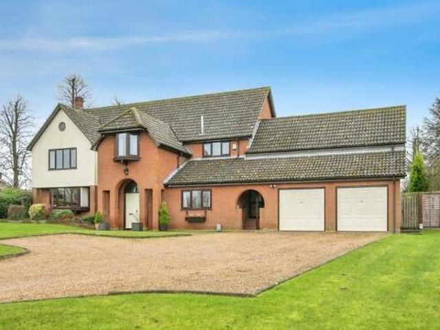 Cranfield Park, Burstall, 6 Bedroom Detached