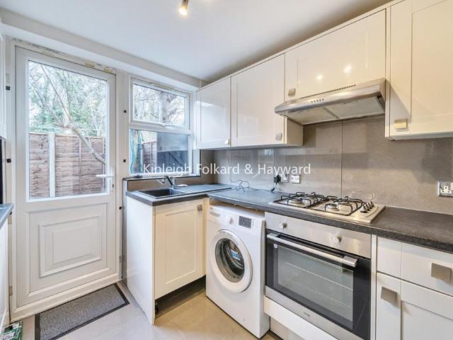Cranfield Road, Brockley, London, SE4 2 bed maisonette to rent £2,000 pcm £462 pw