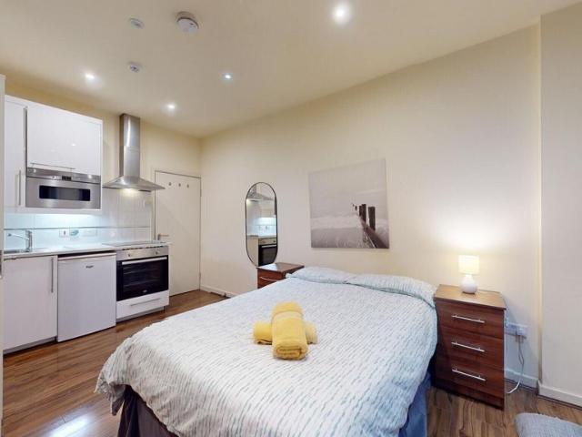 Cranhurst Road, London NW2 Studio to rent £1,375 pcm £317 pw