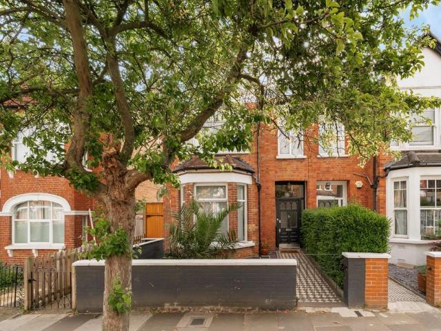 Cranhurst Road, London NW2 6 bed flat to rent £5,997 pcm £1,384 pw