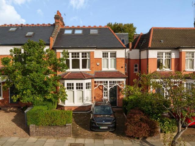 Cranley Gardens London N10 6 bed semi detached house to rent £7,995 pcm £1,845 pw