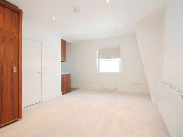 Cranley Gardens, South Kensington, London SW7, Studio to rent, £2,145 pcm | PrimeLocation