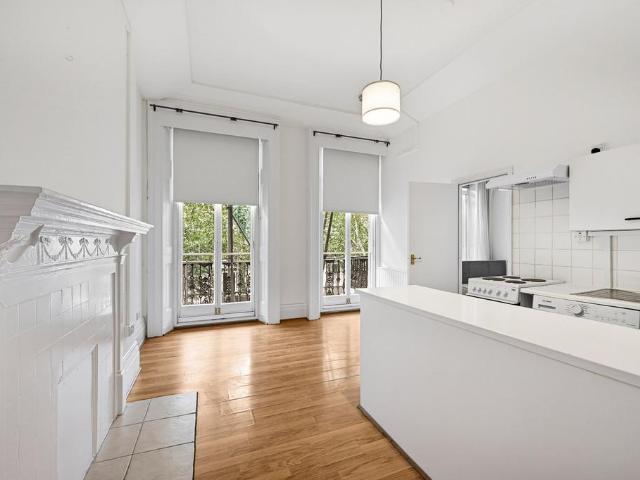 Cranley Place, South Kensington. 1 bed apartment to rent £2,492 pcm £575 pw