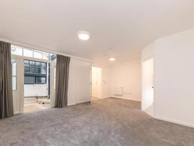 Cranley Place, South Kensington, Studio Apartment For