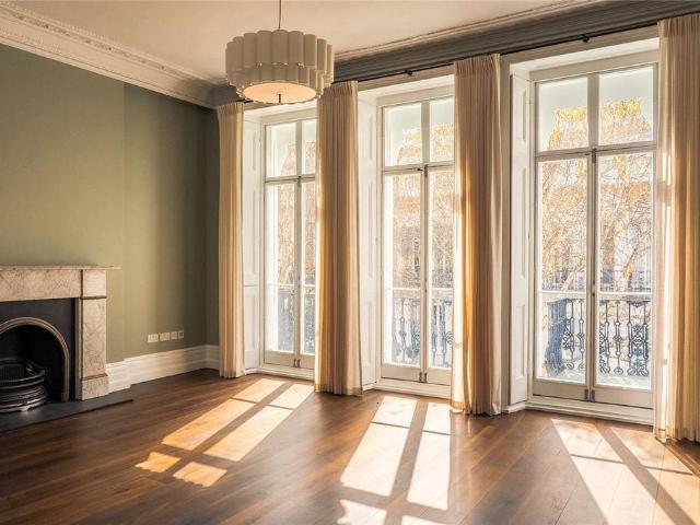 Cranley Place, South Kensington, SW7 5 bed terraced house to rent £31,417 pcm £7,250 pw