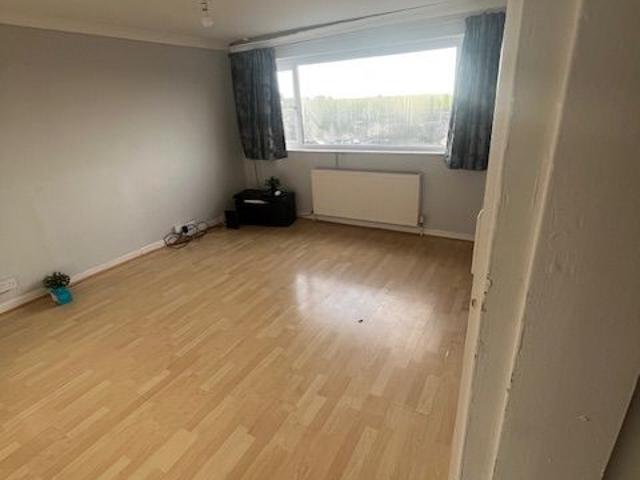 Cranleigh Court, High Street, Cubbington, Leamington Spa CV32, 2 bed flat to rent, £950 pcm | PrimeLocation