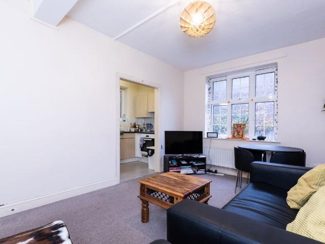 Cranleigh Street, Euston NW1, 2 bed flat to rent, £2,875 pcm | PrimeLocation