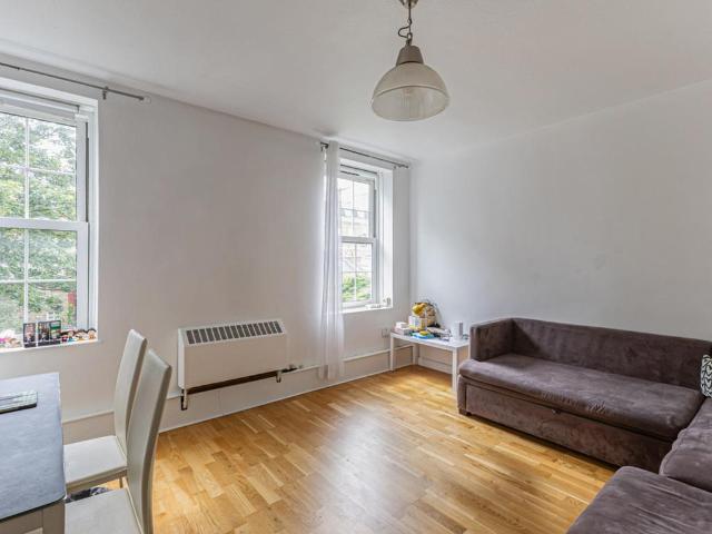 Cranleigh Street, London, NW1 1 bed flat to rent £2,275 pcm £525 pw