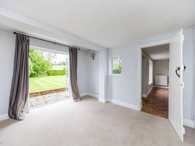 Cranleigh Road, GU5