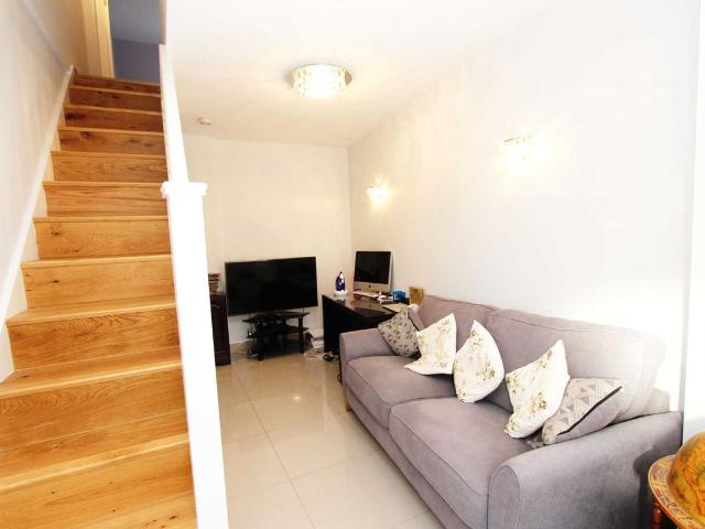 Cranleigh Road, Merton Park SW19, 2 bed property to rent, £1,700 pcm | PrimeLocation