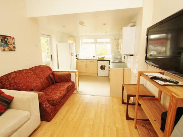 Cranmer Road, Bournemouth BH9, 4 bed property to rent, £2,000 pcm | PrimeLocation