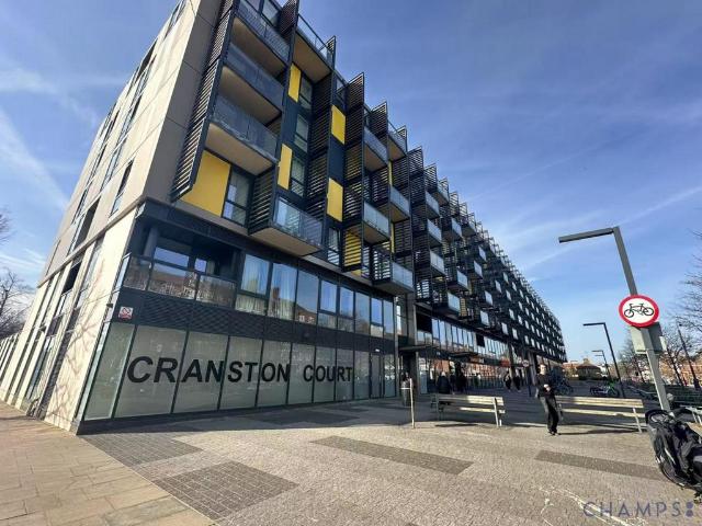 Cranston Court, 56 Bloemfontein Rd. 2 bed flat to rent £2,817 pcm £650 pw