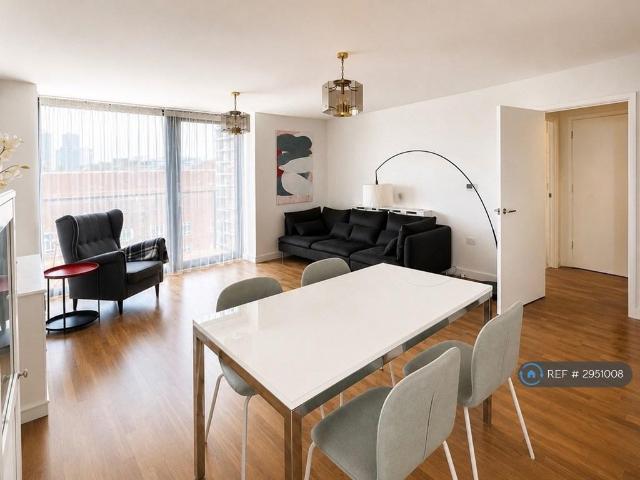 Cranston Court, London, W12 2 bed flat to rent £3,000 pcm £692 pw