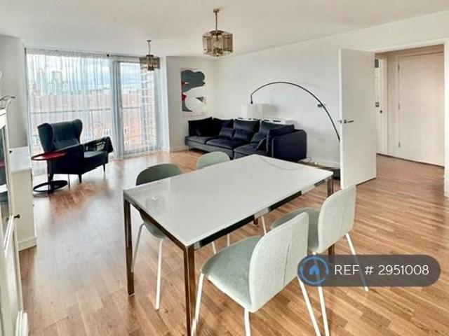 Cranston Court, London, W12 2 bed flat to rent £3,000 pcm £692 pw
