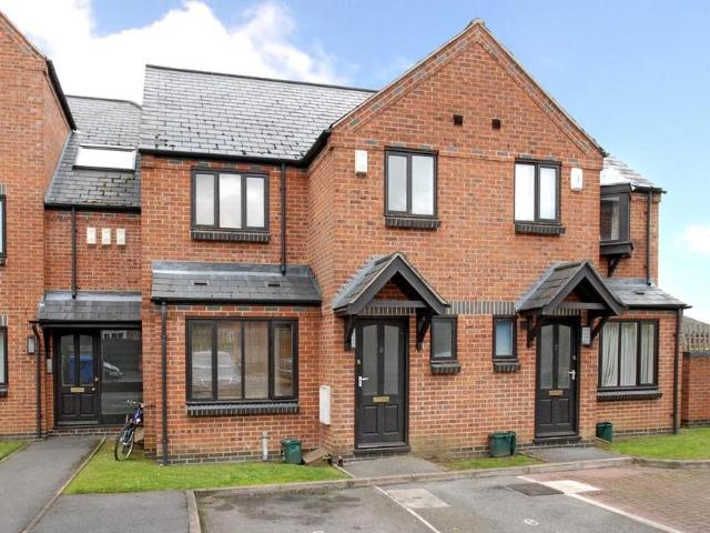 Cranston Court, Rose Hill, Oxford, OX4 3 bed house to rent £2,150 pcm £496 pw