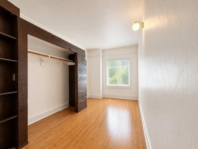 Crew House_Room #3