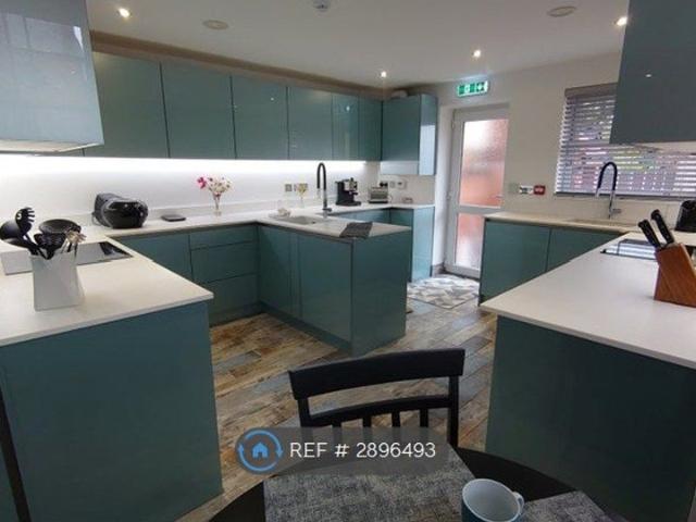 Crewe, Crewe CW1, Room to rent, £595 pcm | PrimeLocation
