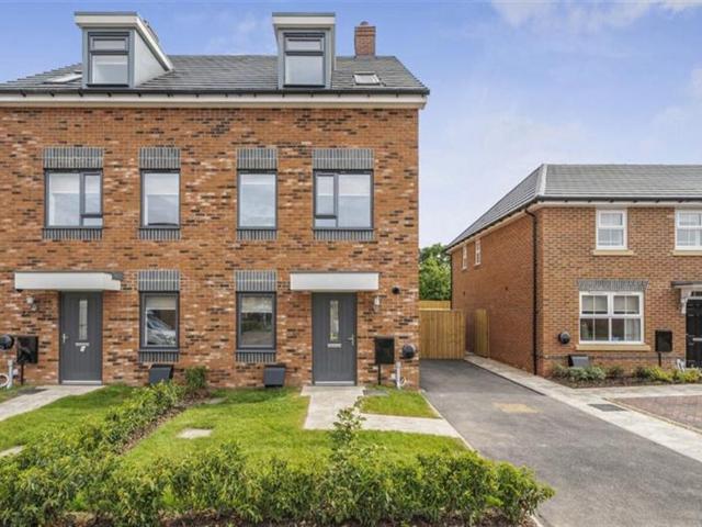 Crewe CW1 3 bed semi detached house to rent £1,275 pcm £294 pw