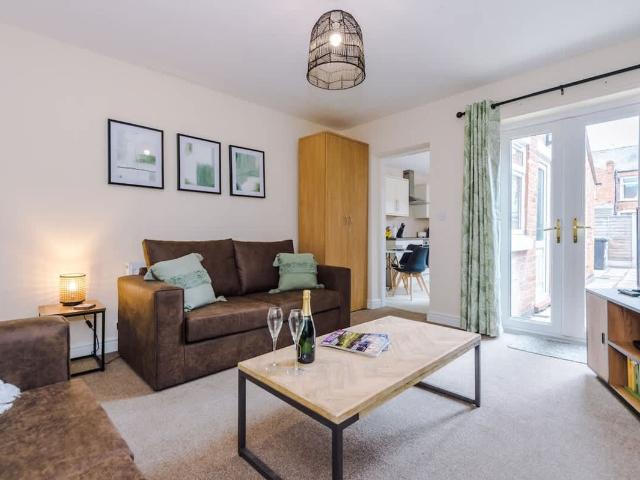 Crewe CW2, 1 bed flat to rent, £2,130 pcm | PrimeLocation