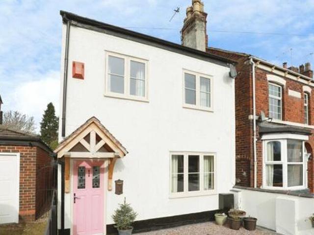 Crewe Road, Stoke on trent, 2 Bedroom Detached