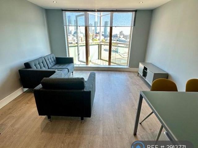Crews Street, London, E14 2 bed flat to rent £2,500 pcm £577 pw