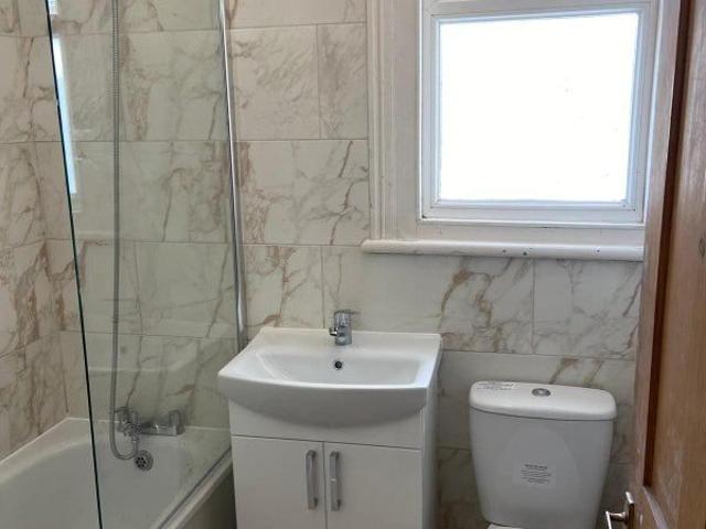 Crewys Road, Cricklewood NW2, 4 bed terraced house to rent, £3,200 pcm | PrimeLocation