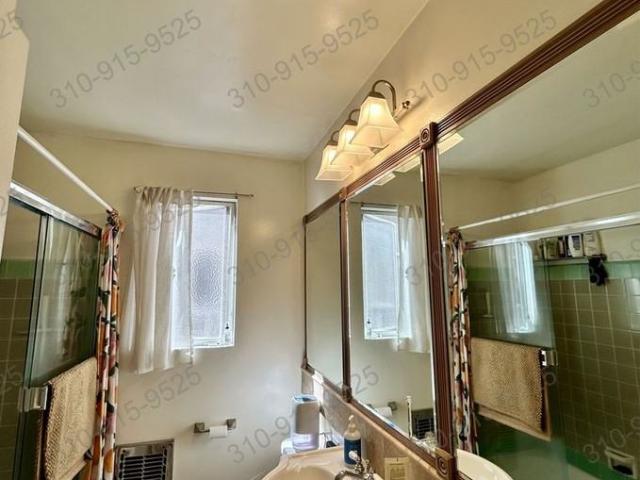 Crex Barrington 2 Bedroom Apartment for Rent at 3160 S Barrington Ave, Los Angeles, CA 90066 Mar Vista
