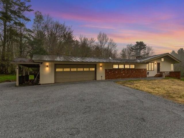 Cream Hill Rd, Mendon, Home For Sale