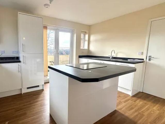 Creative Cutting, 8 Walmley Close, Sutton Coldfield, B76 1NQ, United Kingdom | 2 bed apartment for rent #165442558 | Rentberry