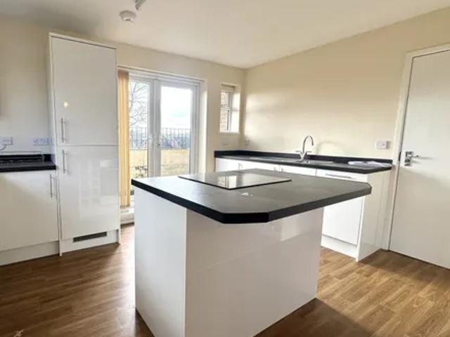 Creative Cutting, 8 Walmley Close, Sutton Coldfield, B76 1NQ, United Kingdom | 2 bed apartment for rent #167459869 | Rentberry