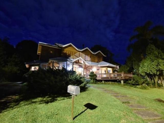 Crédito Real Gramado vende belíssima casa com 4 dormitórios
