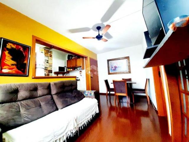 Crédito Real Petrópolis vende: Excelente apartamento com 3 dormitórios
