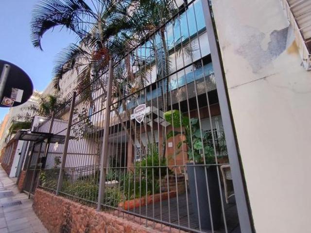 Crédito Real vende apartamento de 3 quartos e 2 banheiros no Centro Histórico de Porto Alegre RS