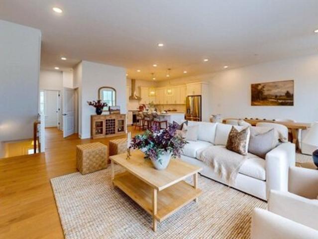Creek View Ln, Linwood, Home For Sale