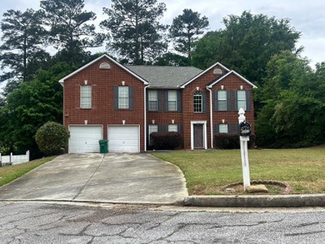 Creek Bend Cir