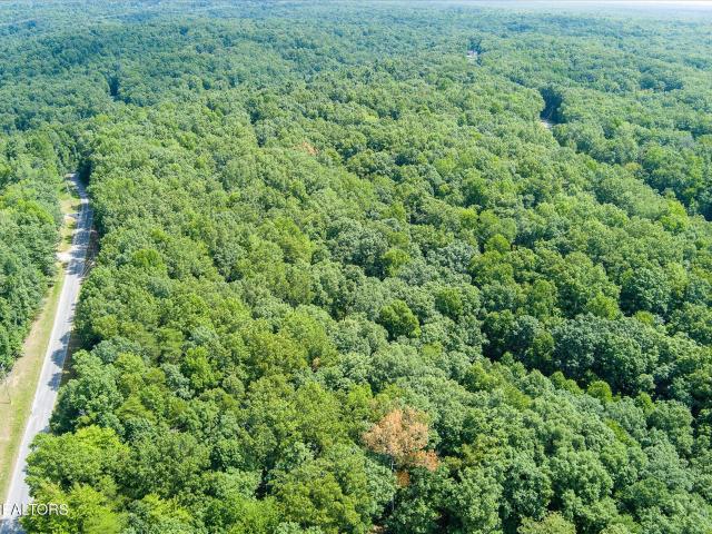 Creek Drive, Monterey, TN 38574
