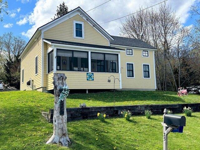 Creek Rd, Castleton, Home For Sale