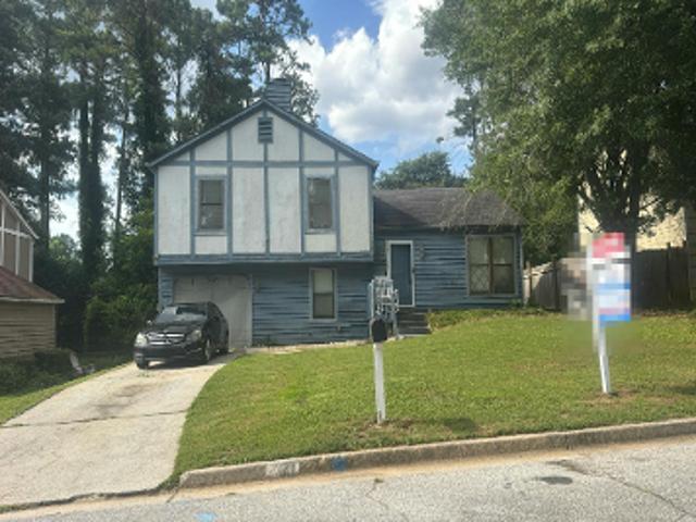 Creekford Ln