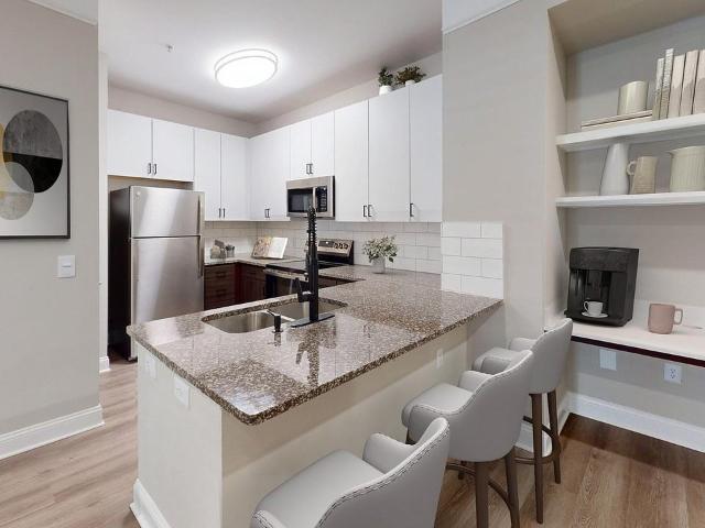Creekstone at RTP Apartments 1 Bedroom Apartment for Rent at 5472 S Miami Blvd, Durham, NC 27703
