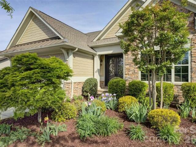 Creeks Edge Dr, Charlotte, Home For Sale
