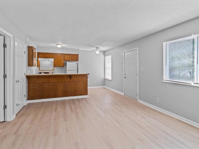 Creekside 2 Bedroom Apartment for Rent at 501 Vilas St, Leavenworth, KS 66048