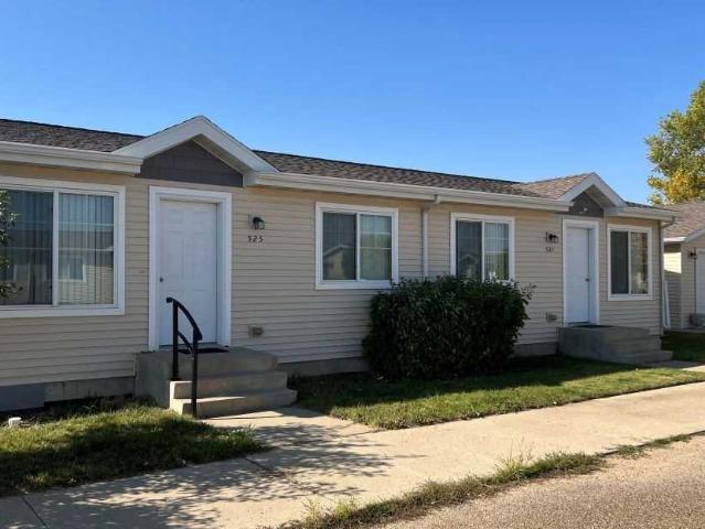 Creekside Cottages 1 Bedroom Apartment for Rent at 505 Creekside Street Southeast, Watford City, ND 58854