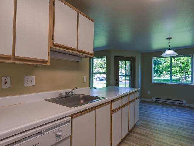 Creekside Apartments