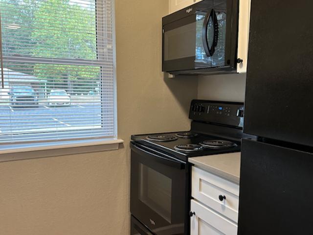 Creekside Apartments 1 Bedroom Apartment for Rent at 3202 Lincoln Dr, Selma, AL 36701