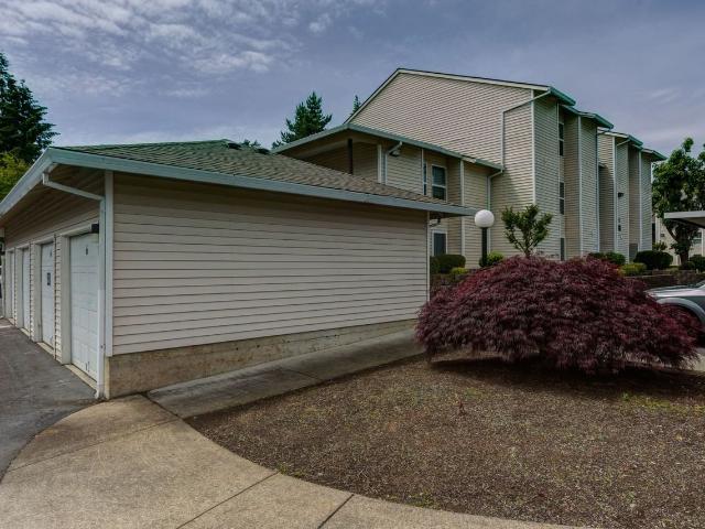 Creekside Apartments^ 3 Bedroom Apartment for Rent at 52520 Sw 4th St, Scappoose, OR 97056