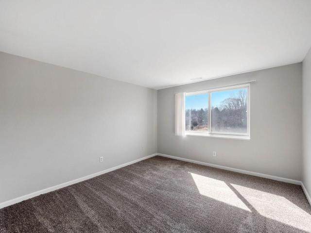 Creekside at Fenton Heights 2 Bedroom Apartment for Rent at 12911 Fenton Heights Blvd, Fenton, MI 48430