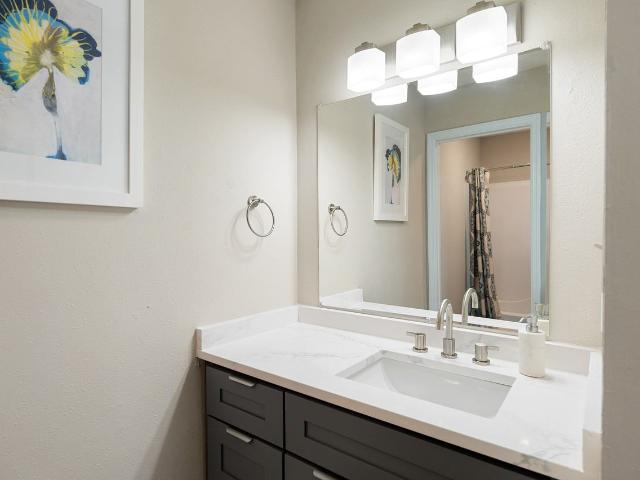 Creekside at White Oak 3 Bedroom Apartment for Rent at 10 Lakeside Way, Newnan, GA 30265