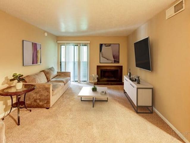 Creekside Landing 2 Bed/2 Bath 1,137 Square Feet