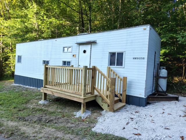 CREEKSIDE RETREAT